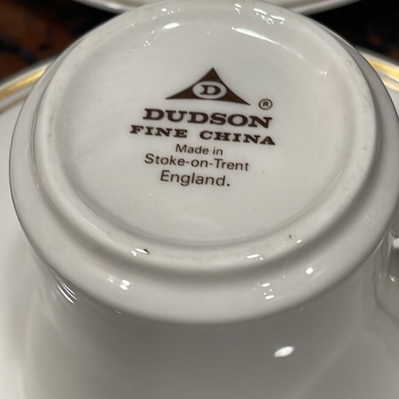 Dudson | Kitchen | Dodson Fine Porcelain China Four Cups And Saucers ...